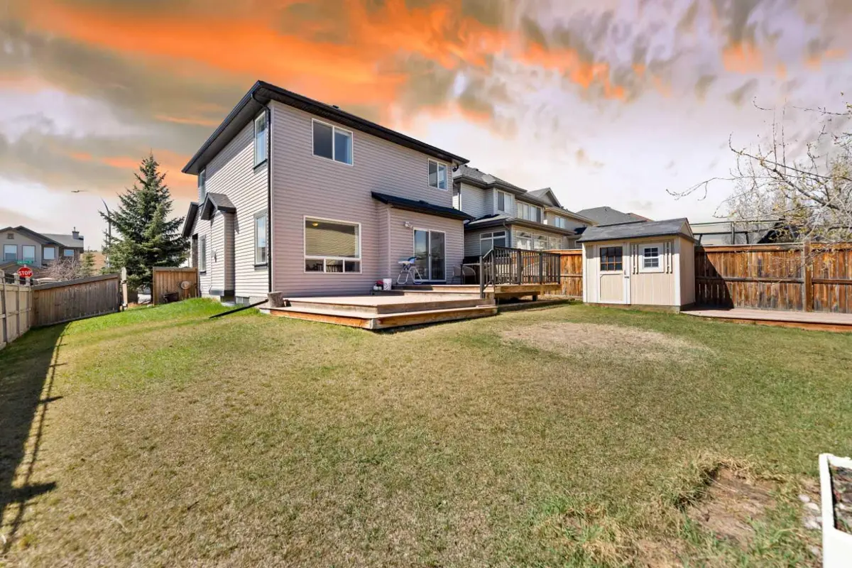 389 Kincora Drive NW, Calgary, Alberta Sold History | HouseSigma