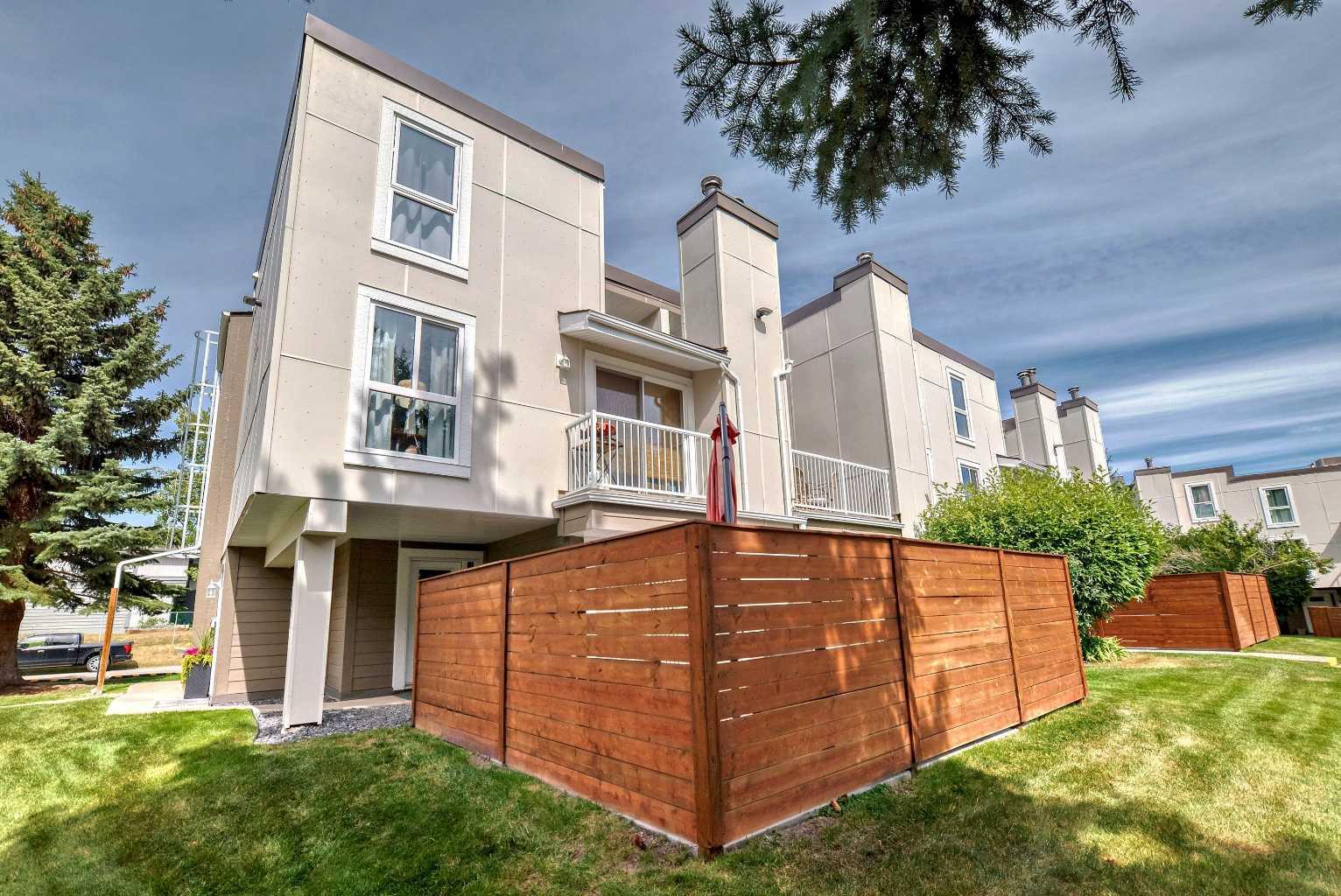 211 - 13104 Elbow Drive SW, Calgary, Alberta T2W1P2 Sold History ...