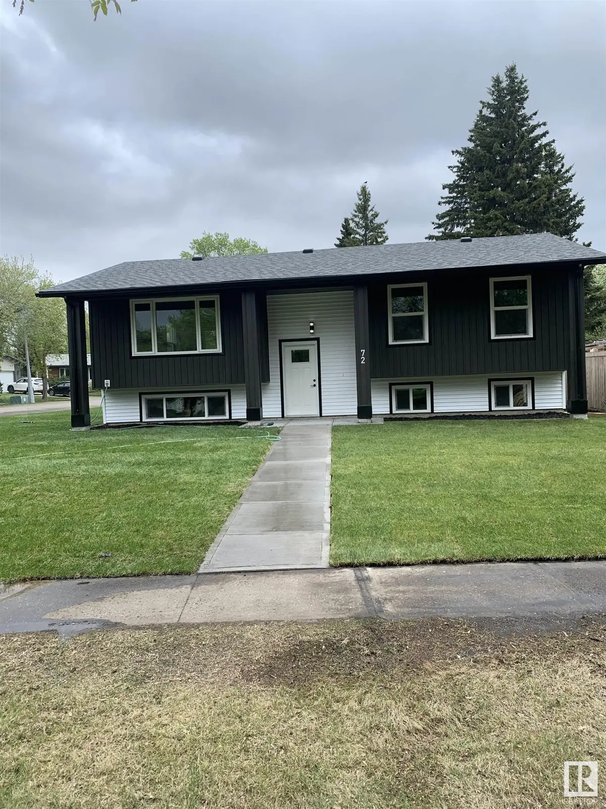 72 AMBER Crescent, St. Albert, Alberta Sold History | HouseSigma