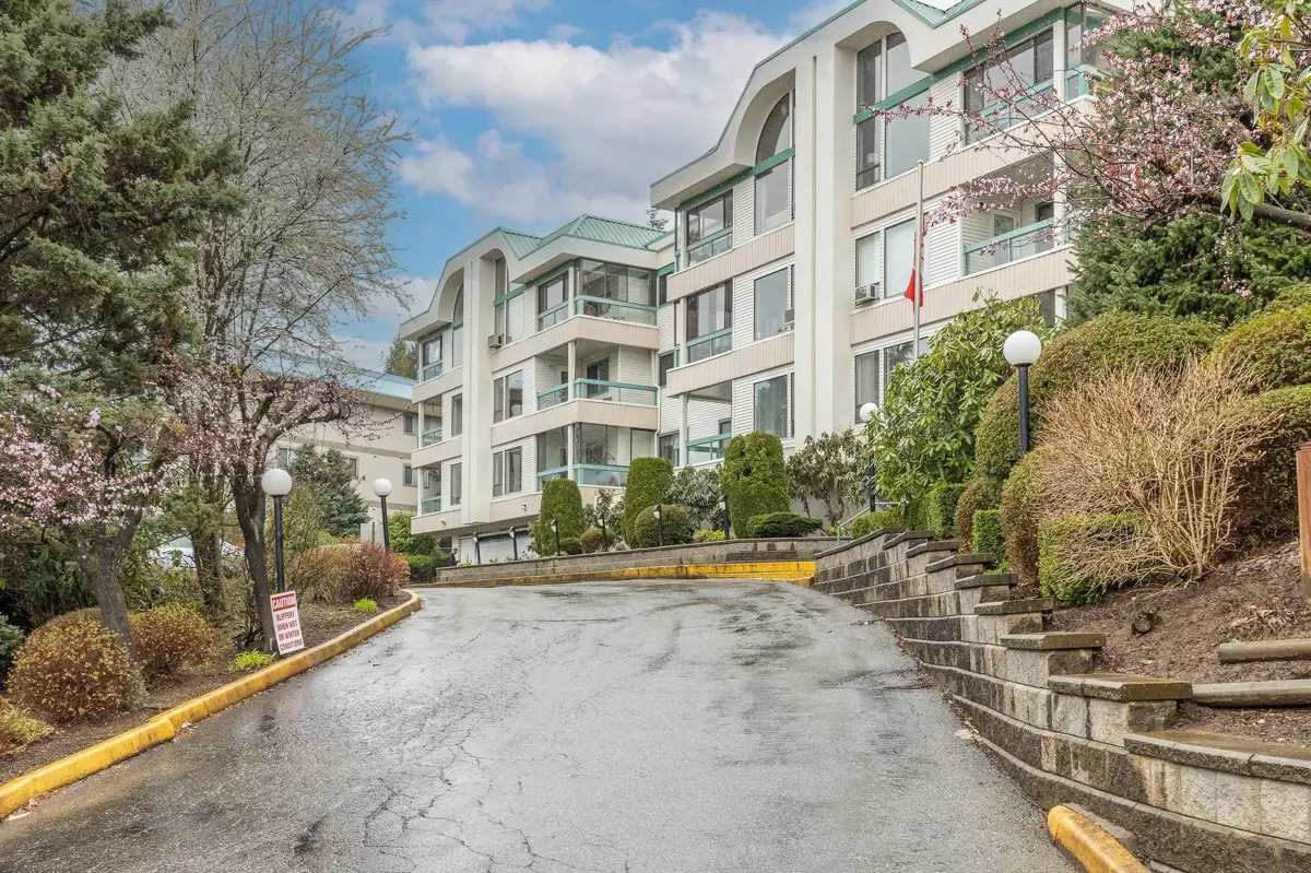 205 - 33030 GEORGE FERGUSON WAY, Abbotsford, British Columbia Sold ...