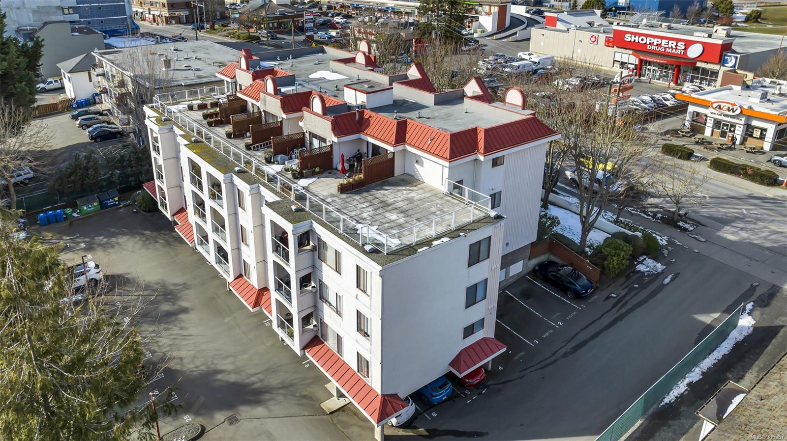 301 - 873 Esquimalt Rd, Esquimalt, British Columbia V9A3M5 For Sale ...